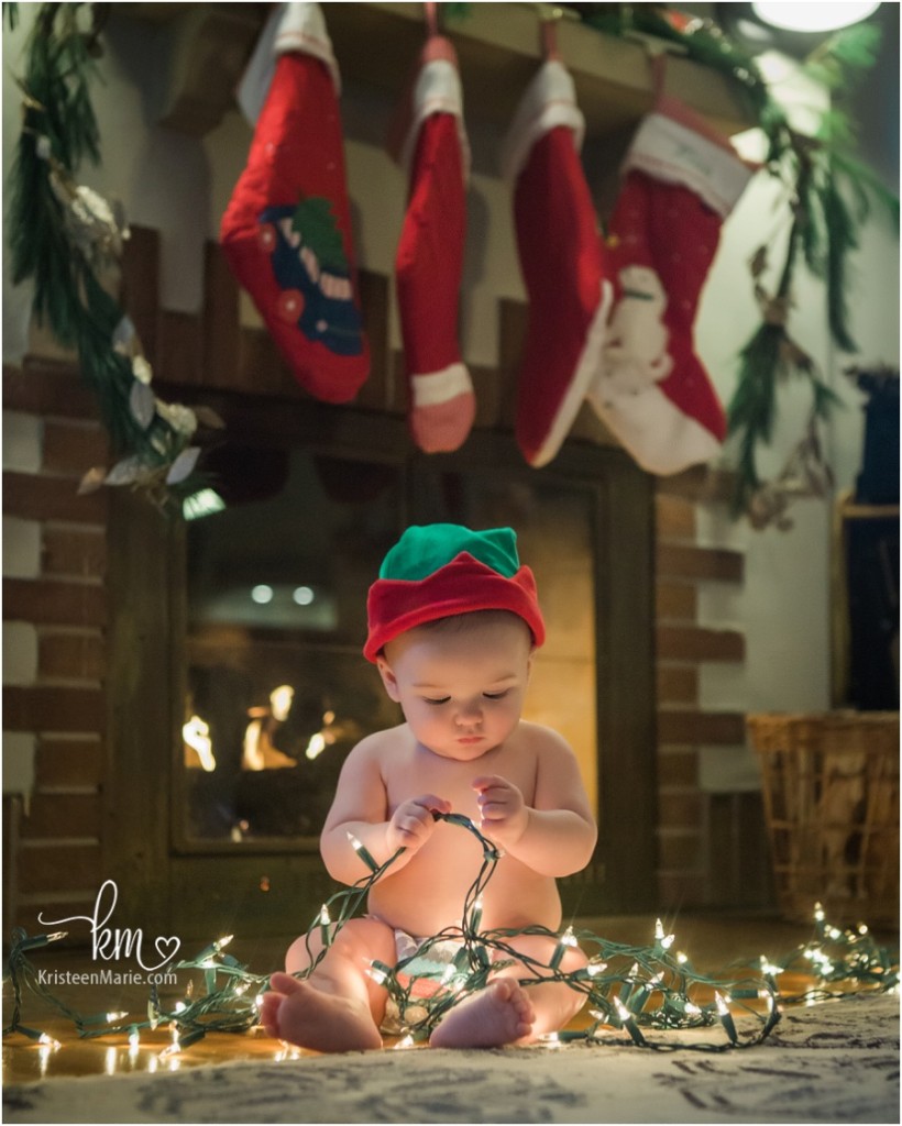 In-Home Holiday Mini Session - Christmas Pictures in Client's ...