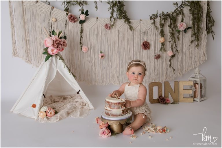 Boho 1st Birthday Cake Smash Session with Flowers, Tepee, and Macrame ...